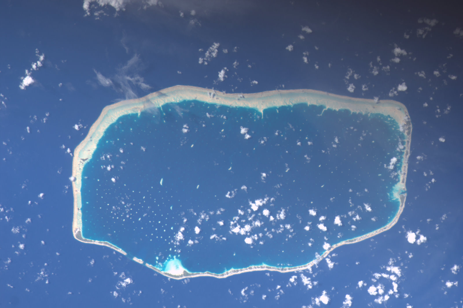 Toau Tuamotus French Polynesia June 2023 – Sailing Mowzer